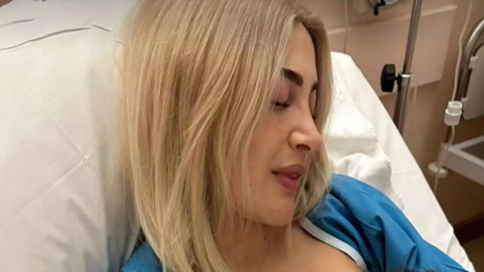 Ιωάννα Τούνη: Η πρώτη ανάρτηση με το μωρό αγκαλιά | Zappit