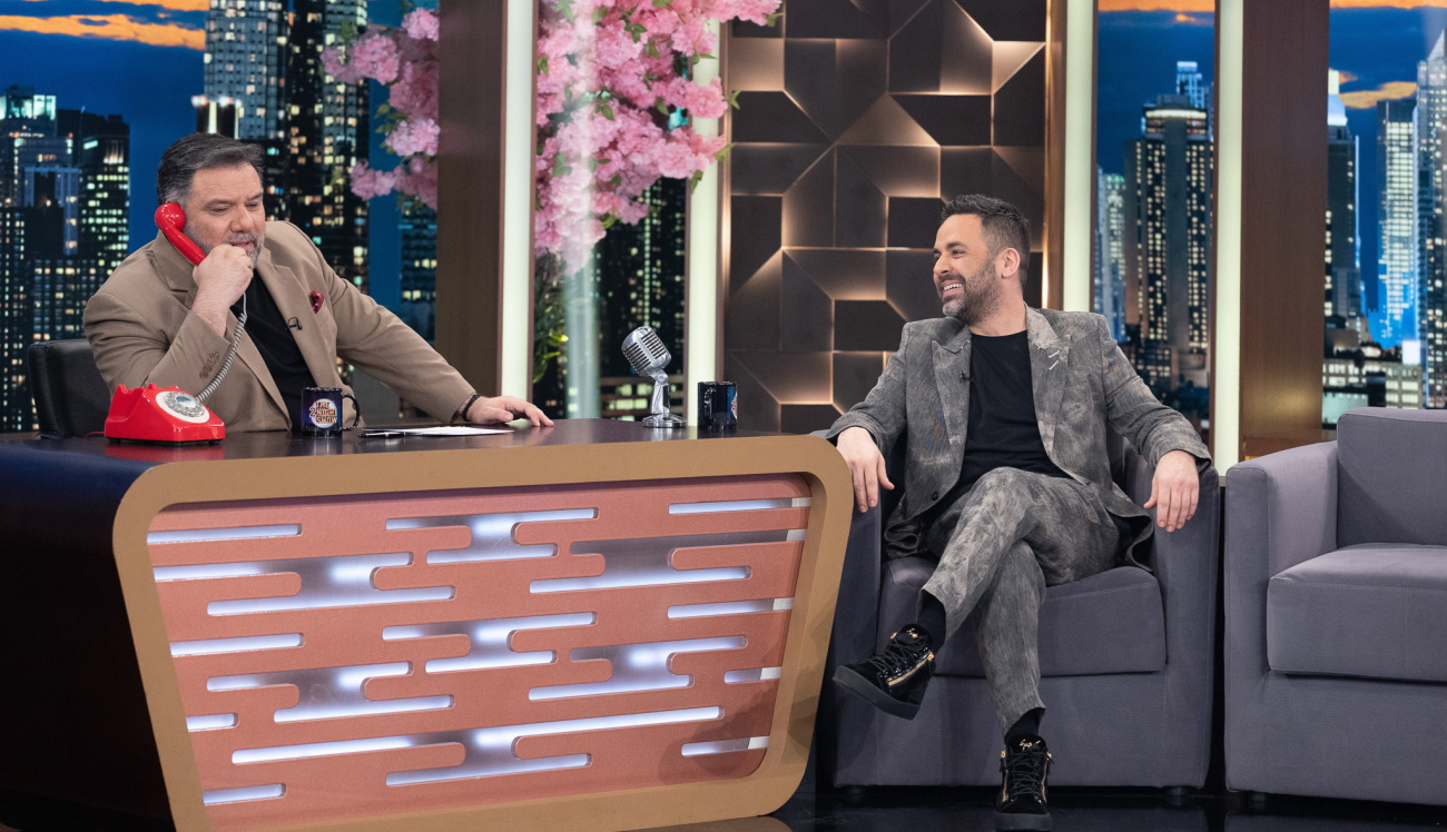 The 2Night Show: Ο Γρηγόρης Αρναούτογλου υποδέχεται τους Γιώργο Γιαννά ...