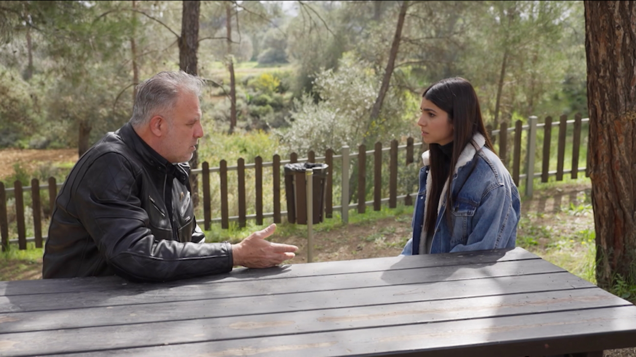 Γη της Ελιάς: Ο Δημοσθένης και η Ασπασία ψάχνουν την Ειρήνη