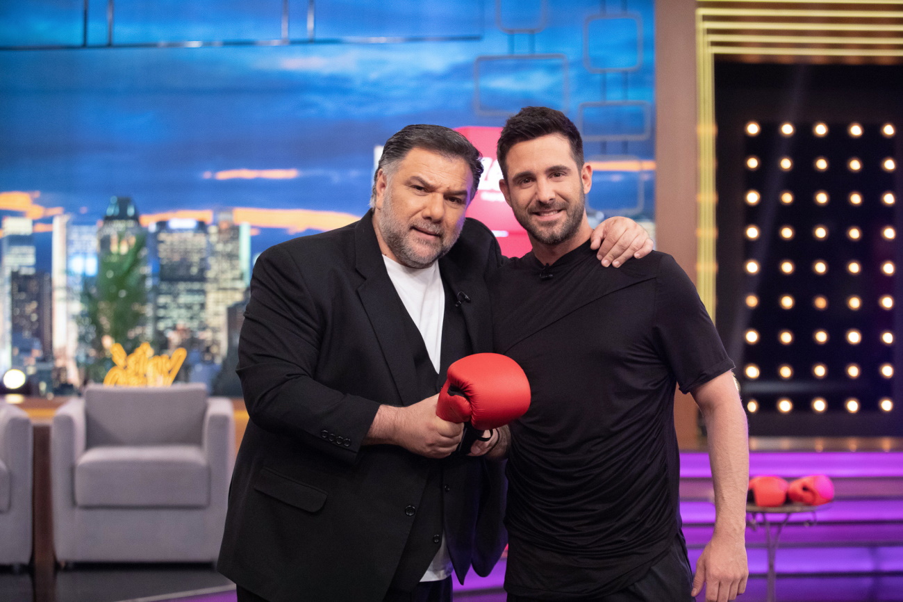 The 2night Show: Ο Γρηγόρης Αρναούτογλου υποδέχεται απόψε Αγοραστού ...