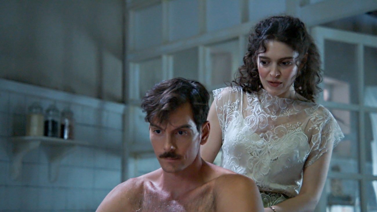 Grand Hotel: Η Κυβέλη είναι αποφασισμένη να χωρίσει τον Ιορδάνη από τη Μαργαρίτα - Zappit