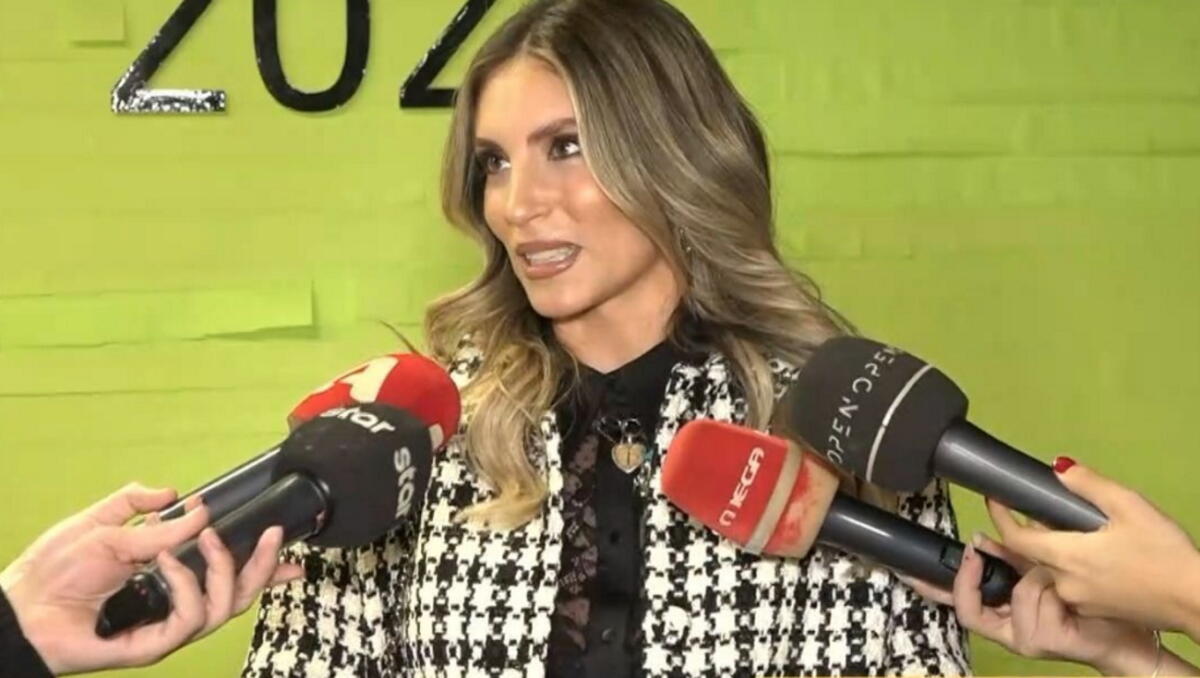 Αντέδρασε η Αθηνά Οικονομάκου στις ερωτήσεις για τον Μπρούνο Τσερέλα ...