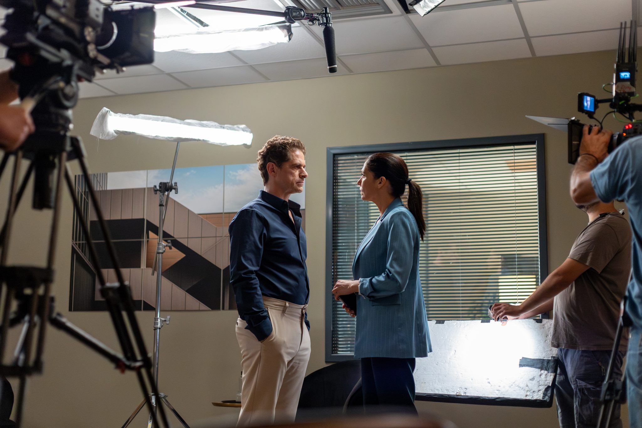 Μια νύχτα μόνο: Η συγκινητική επανεκτέλεση που «ντύνει» το πρώτο trailer της νέας σειράς του ...