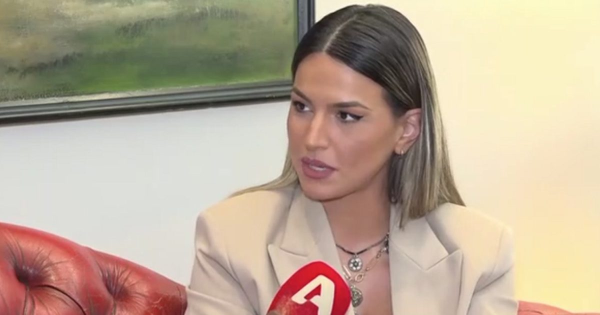 Έλενα Παναγιωτίδου για Βασίλη Καρρά: «Ενώ ήταν διασωληνωμένος, πέταξε ...