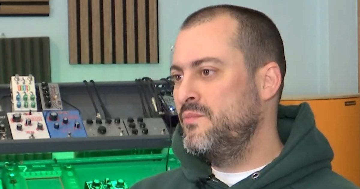 Pan Pan: «Η Ανισόπεδη Ντίσκο είναι για το κορίτσι μου»