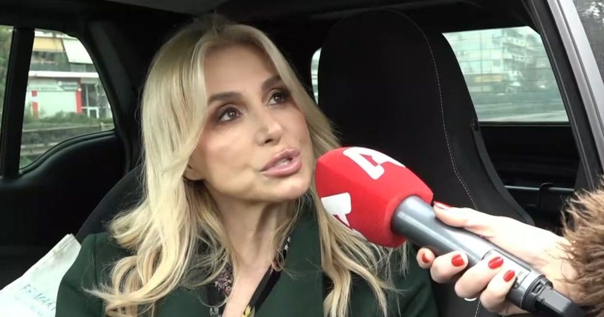 Ζωή Κρονάκη: «Τι σημαίνει ρε παιδιά... τις αναμενόμενες τηλεθεάσεις ...