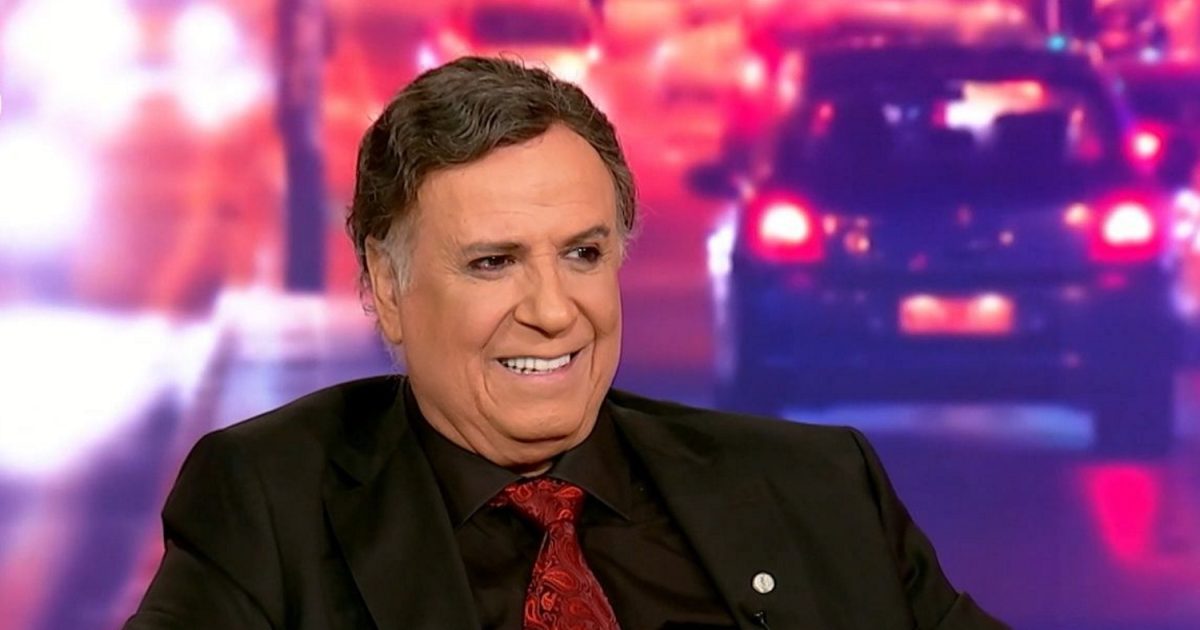 Χάρης Ρώμας: «Επιμένω στην αντρική μου ταυτότητα, μου αρέσει που είμαι ...